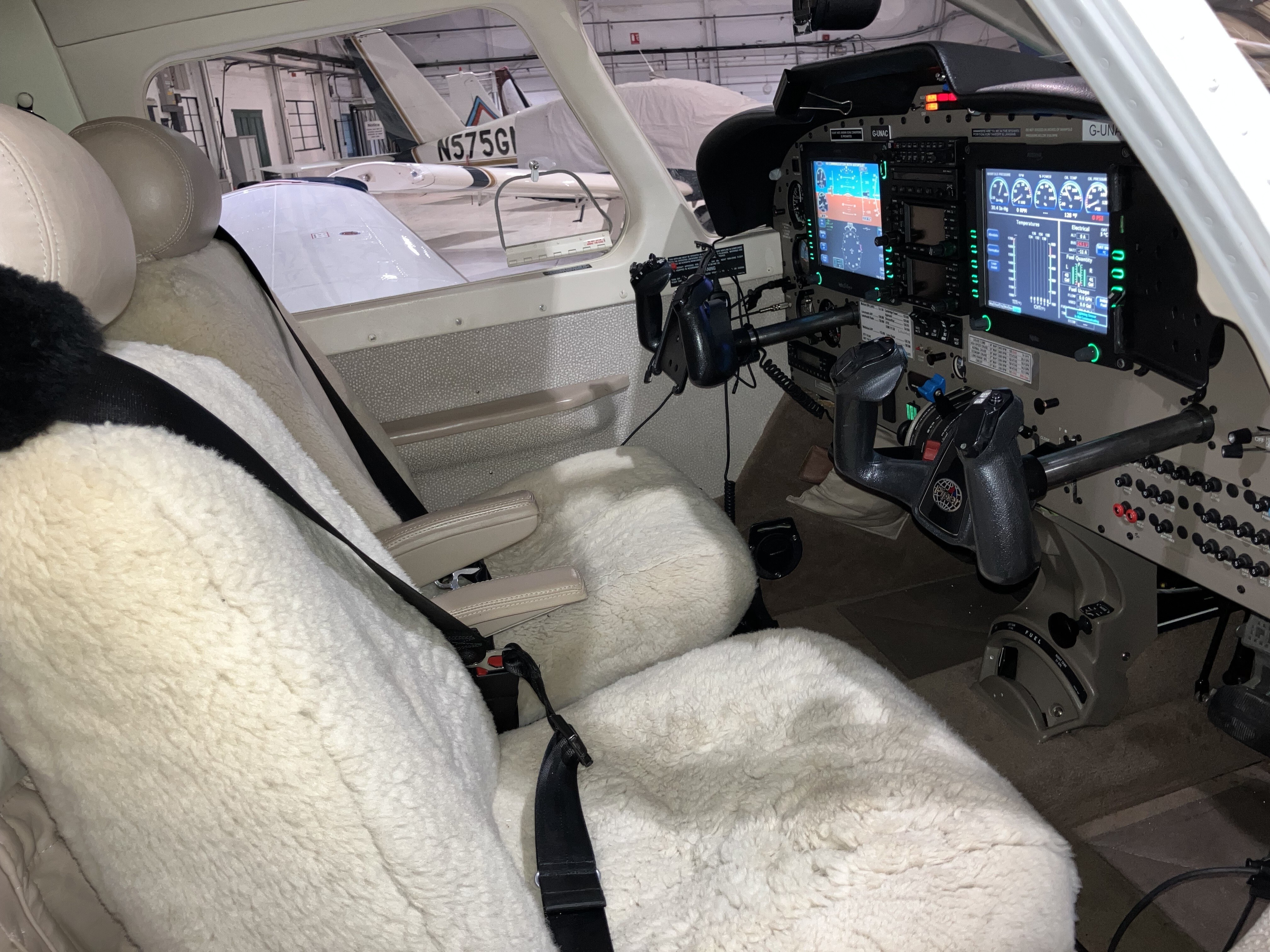 2006 Piper Saratoga For Sale | England, UK. 796 hrs. | AvBuyer