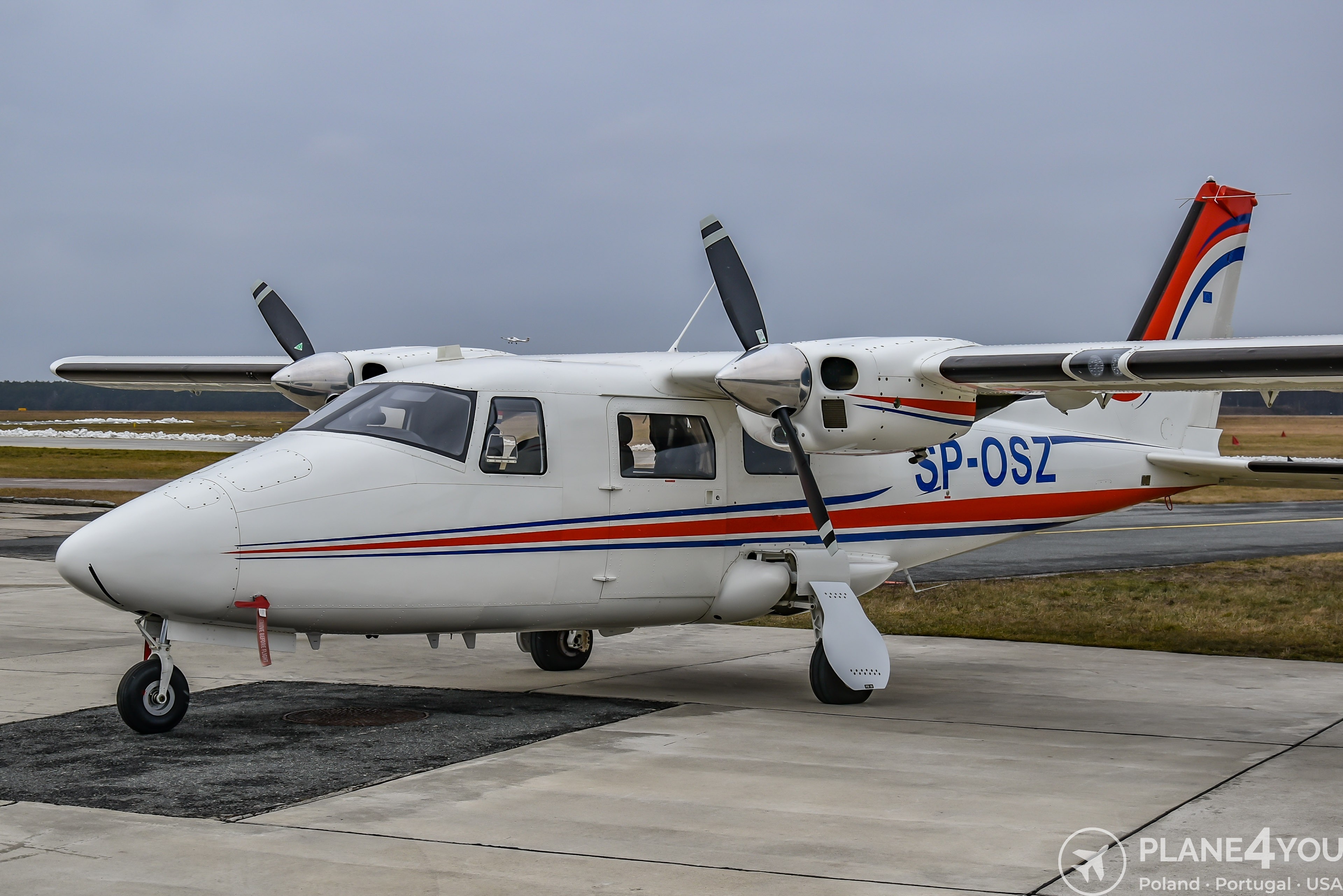 2011 Vulcanair P68-R For Sale | Poland. 986 hrs. | AvBuyer