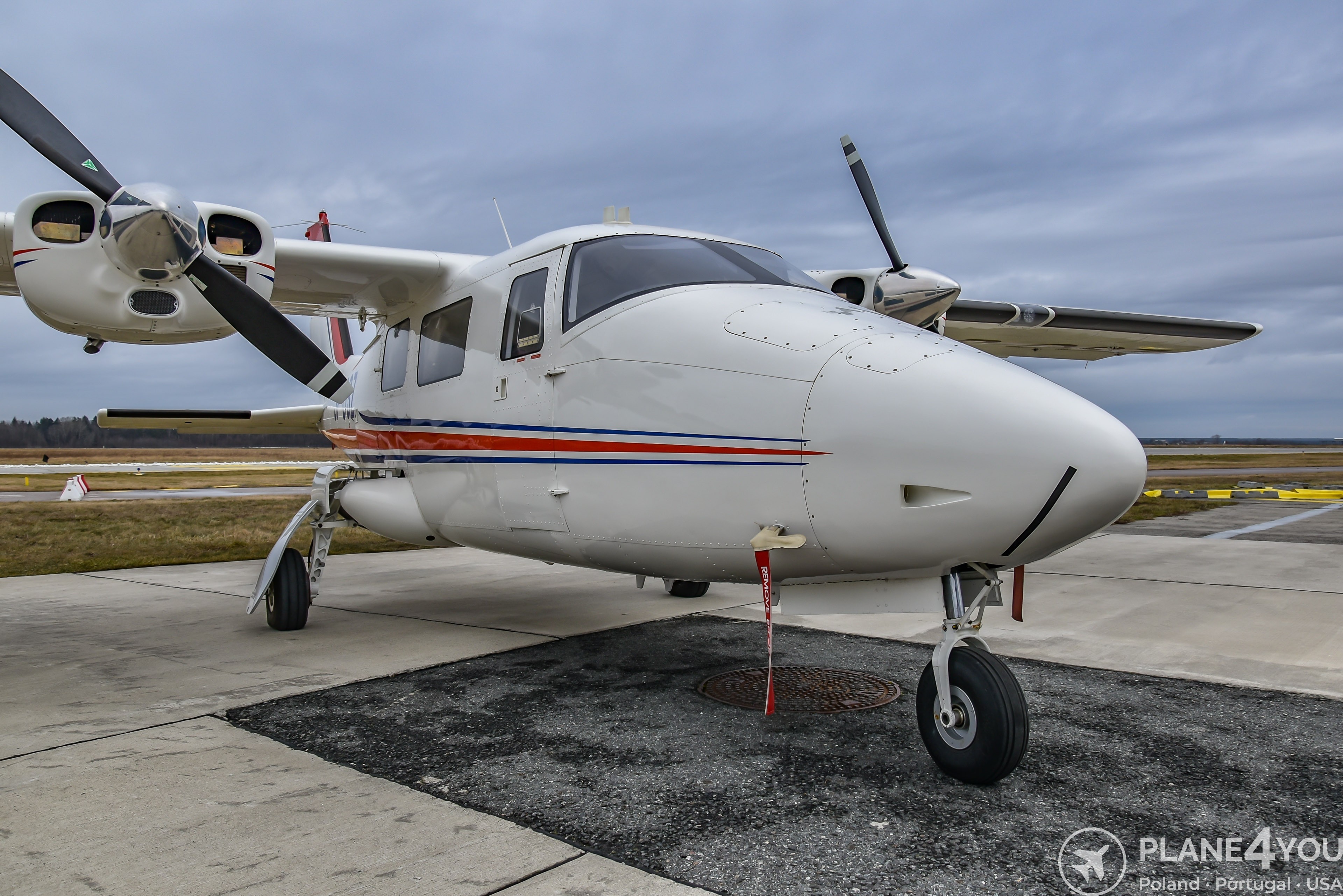 2011 Vulcanair P68-R For Sale | Poland. 986 hrs. | AvBuyer