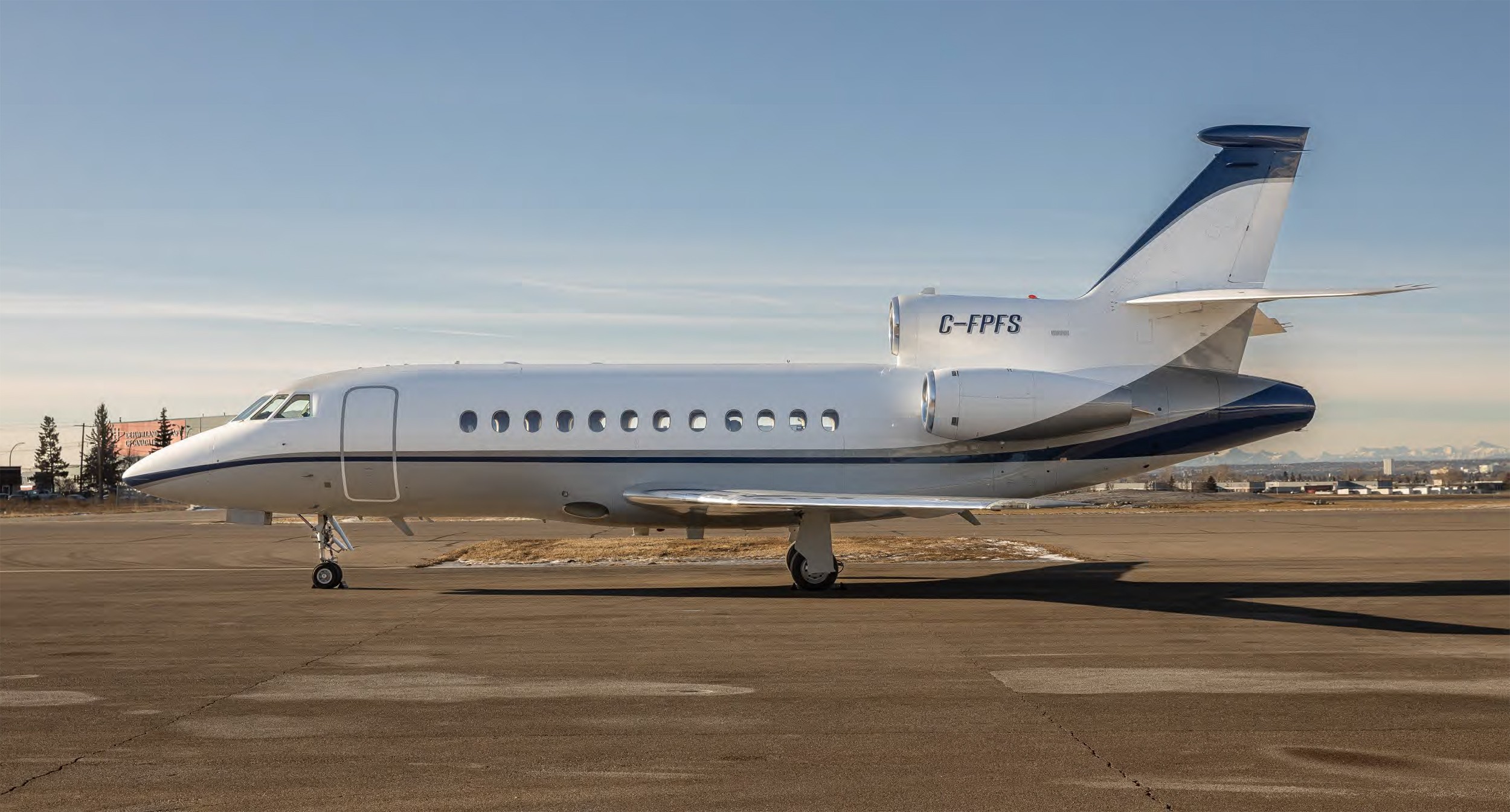 2001 Dassault Falcon 900EX For Sale | Canada. 5942 hrs. | AvBuyer