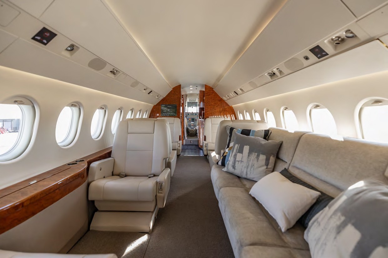 2001 Dassault Falcon 900EX For Sale | Canada. 5942 hrs. | AvBuyer