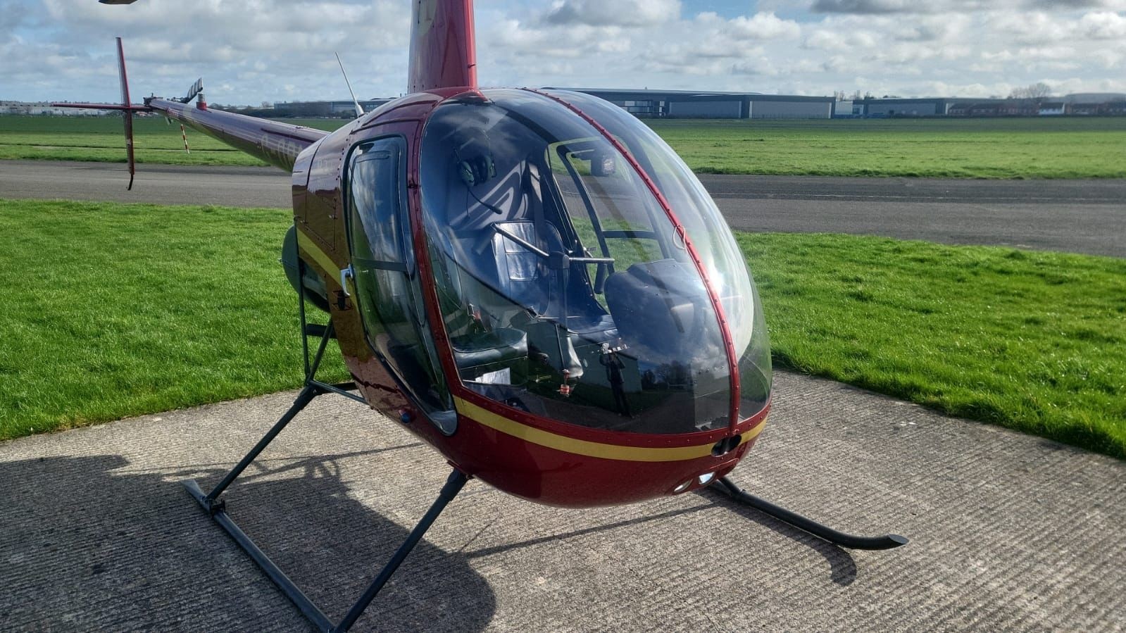 1990 Robinson R22 Beta For Sale | England, UK. 0 hrs. | AvBuyer