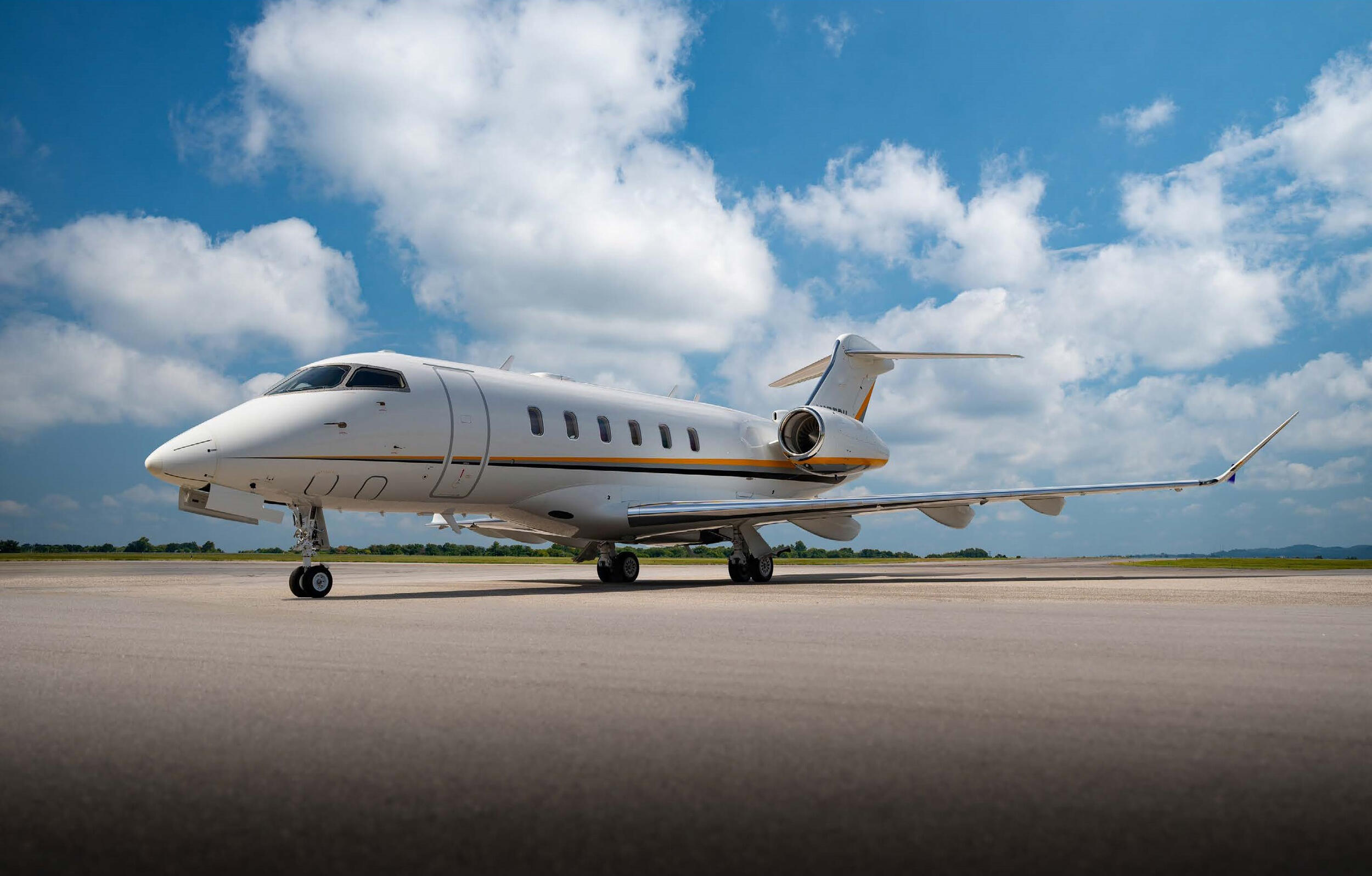 2017 Bombardier Challenger 350 For Sale | MD, US. 2841 hrs. | AvBuyer