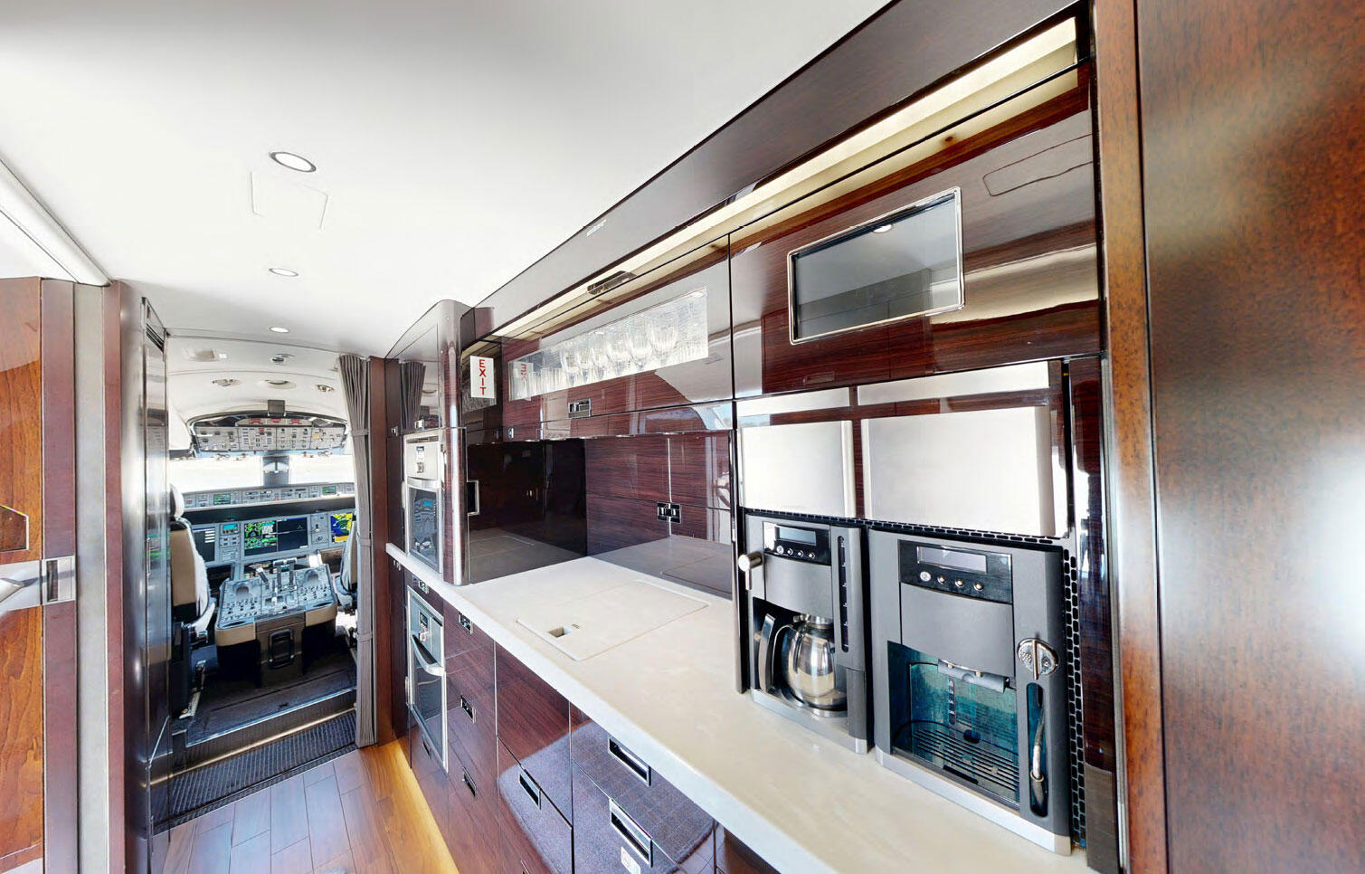 2018 Bombardier Global 7500 For Sale | CA, US. 2787 hrs. | AvBuyer