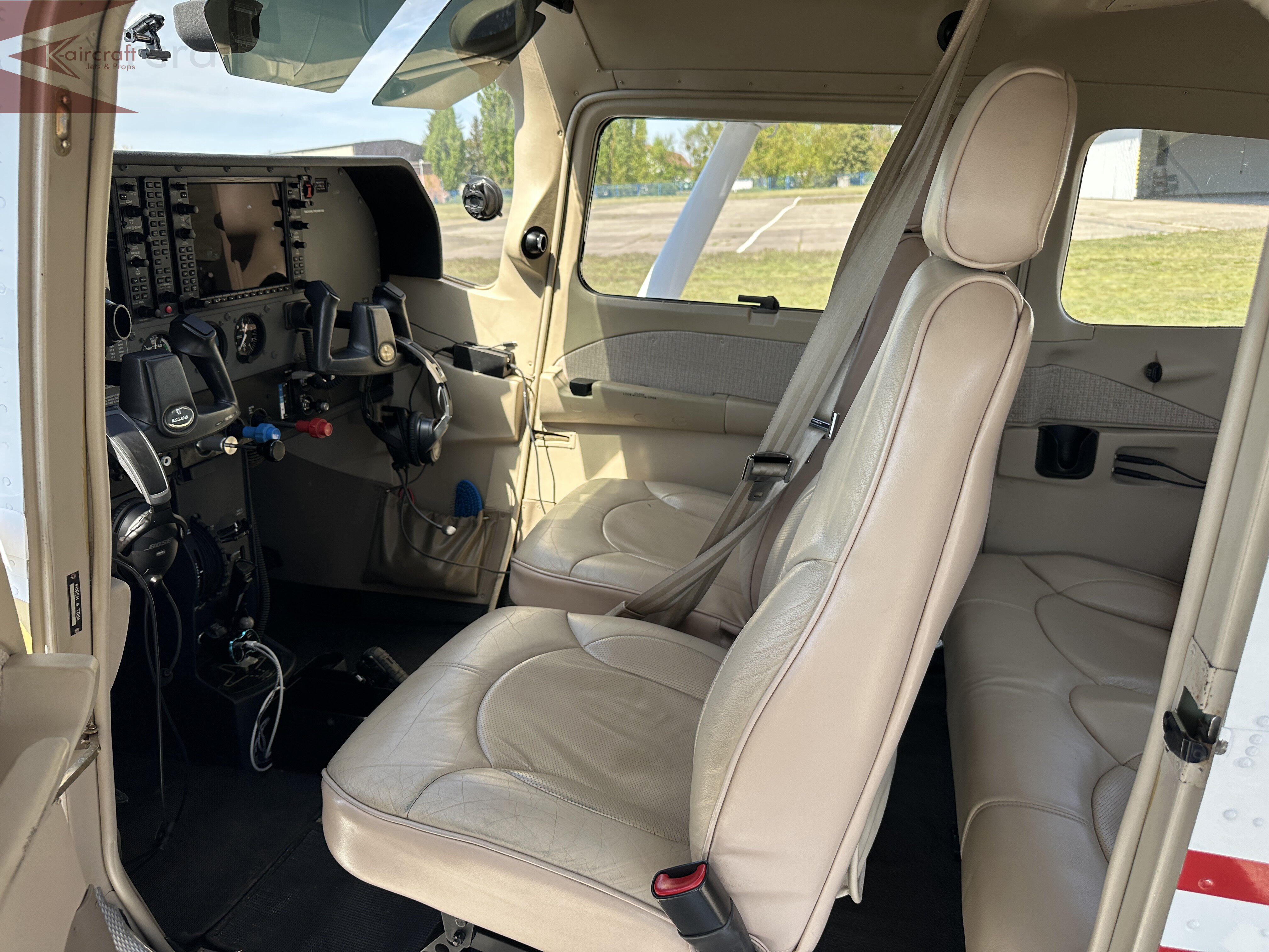 2007 Cessna 182T Skylane For Sale | Germany. 1450 hrs. | AvBuyer
